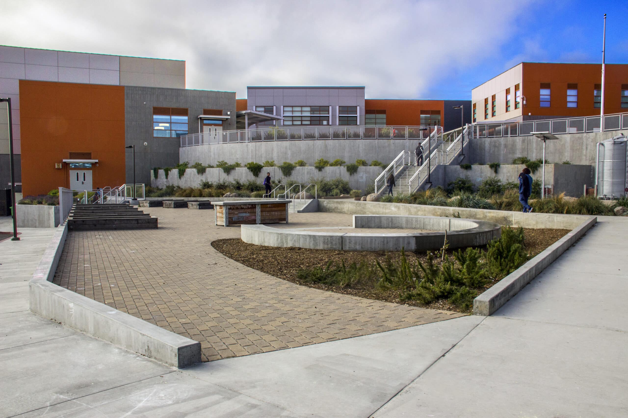 Award of Distinction - Overaa Construction